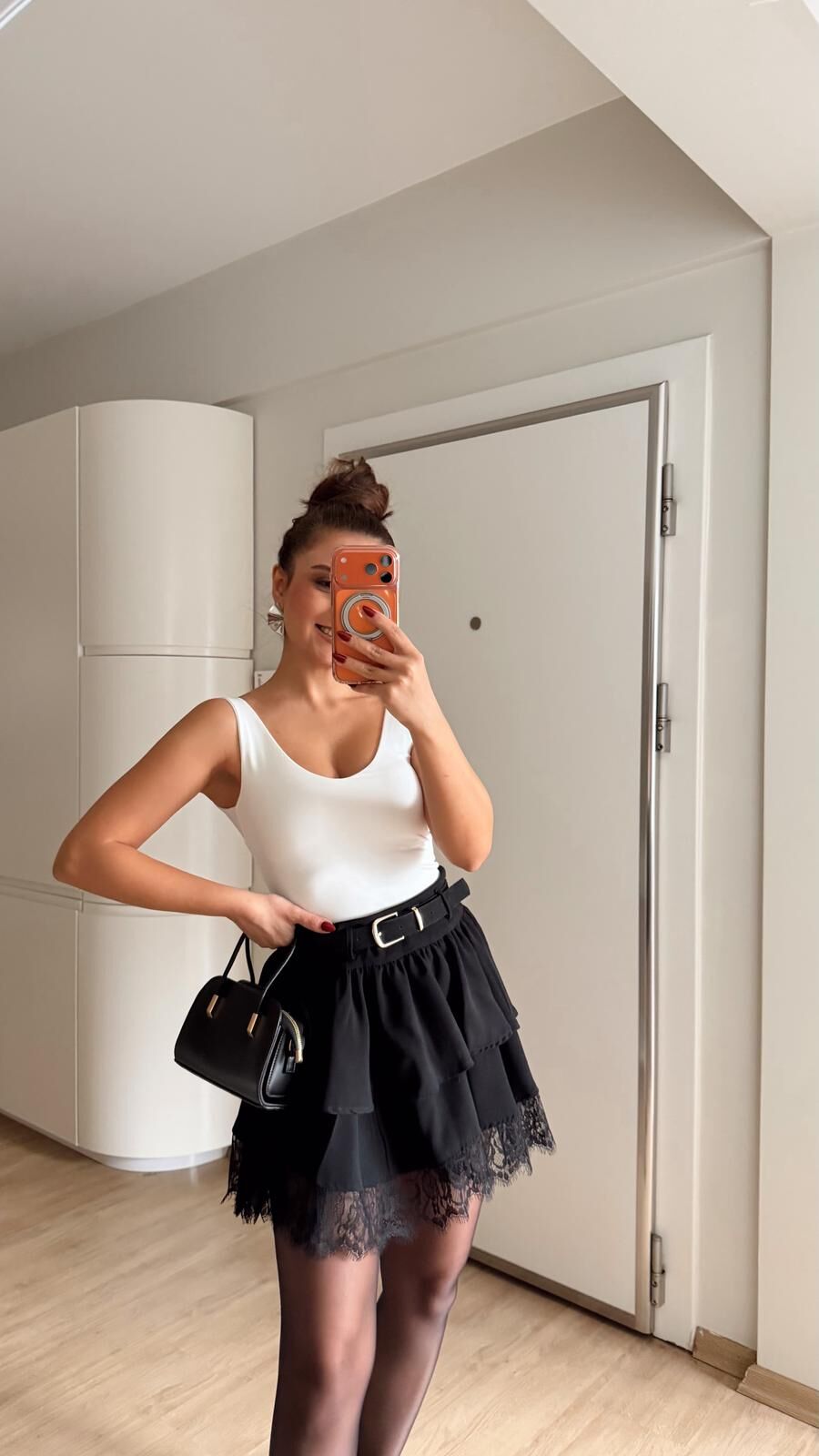 Kemerli Dantel Fırfır Etek Siyah | Fistanbynmelisa